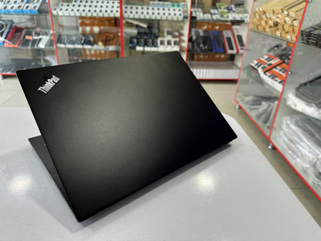 Lenovo thinkpad core i5 10 avlod matoviy korpus