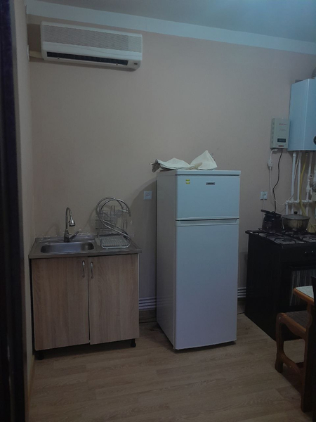 Срочно продаётся 1/6/6 квартира 390000$