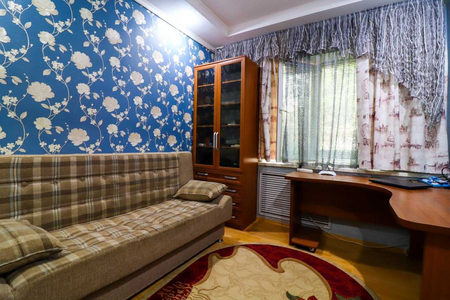продается 3/1/4 на ул. Бобура