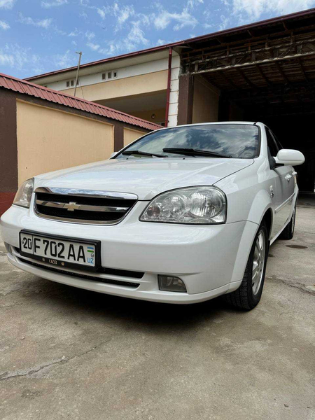 Chevrolet Lacetti 2012 йил 2-позиция сотилади