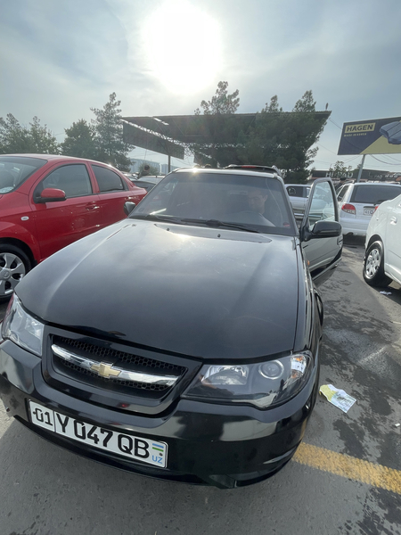 Nexia2 legenda holati ideal malibu rul ferari chexolari 4500$naxtga.