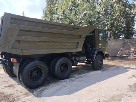 Камаз сотилади. Холати ало. Матор хадавой зор. 10 та балон яхши.