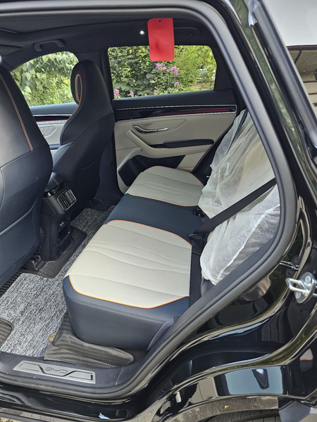 BYD Song Plus 2pozitsa Gibrit