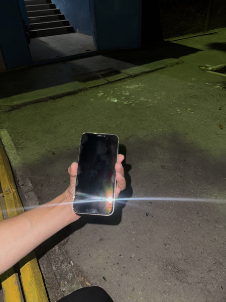 iphone x 64gb…..