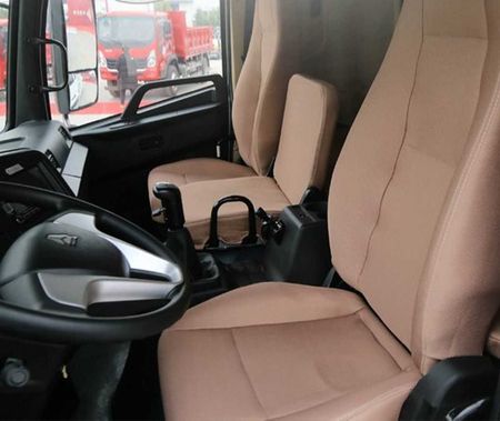 Howo Автофургон HOWO V5X 6x4 9 метр