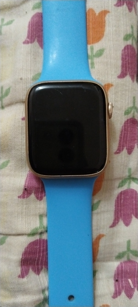 Apple watch ekraniniazginasi ishlamaydi
