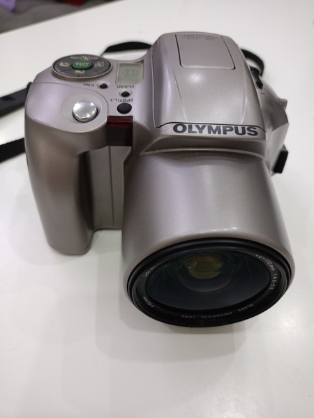 Камера Olympus IS21