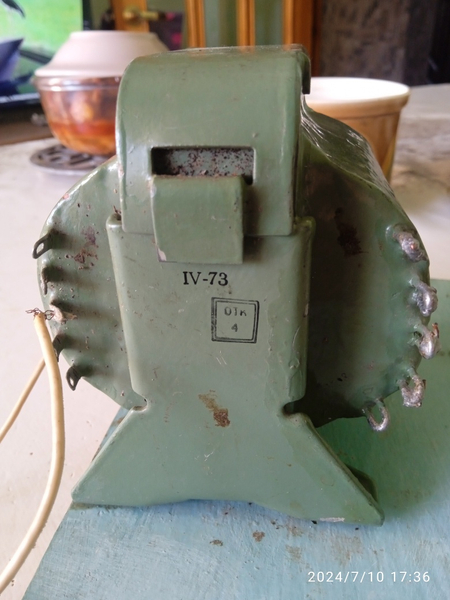 Трансформатор тн60-127/220-50.