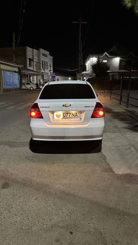Vikupga Nexia 3 Avtomat Bejiviy salon