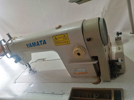 Швейная машина Yamata