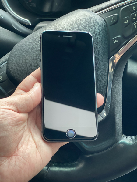 Iphone 8  64Gb Ideal