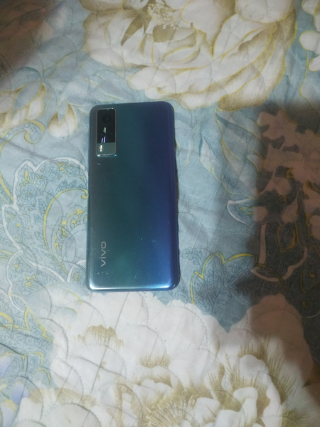 vivo Y 31 64 G hotira telefon sotiladi