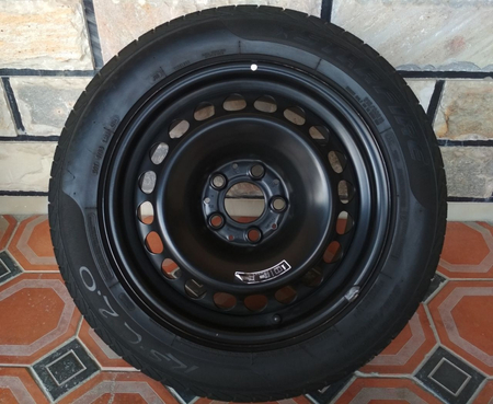 Mers E210 ga taqilgan 215/55 R16