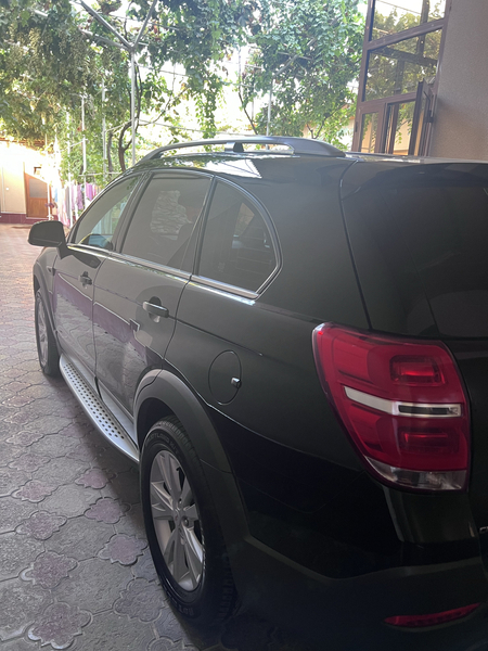 Chevrolet Captiva 4