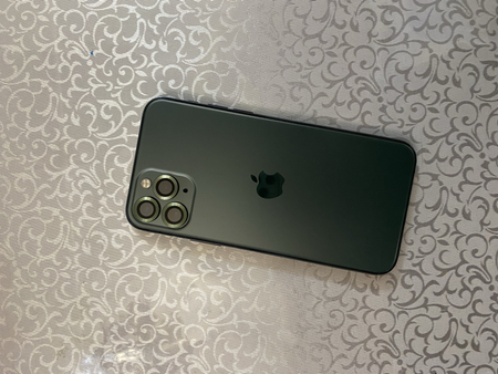 Iphone 11 pro green