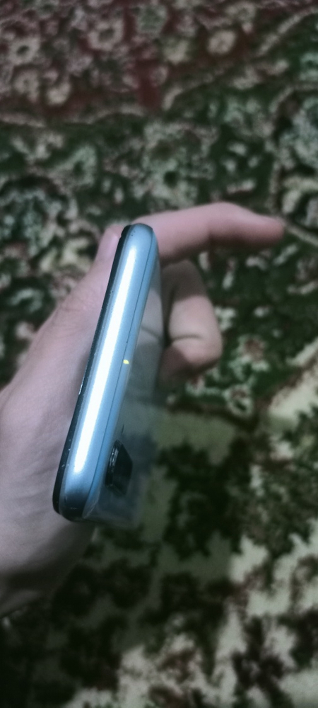 Realme 6  8/128.