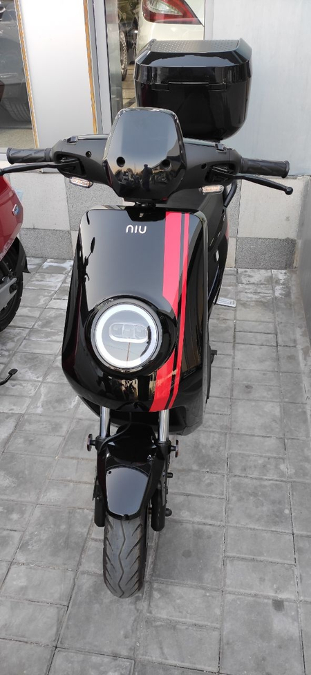 Electra skuter 100-130 km yuradi