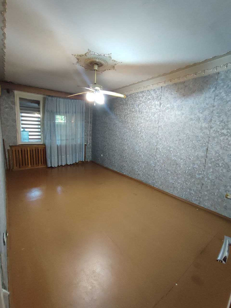 Продам 4х комнатную кирпич Чиланзар 26 , Школа 107