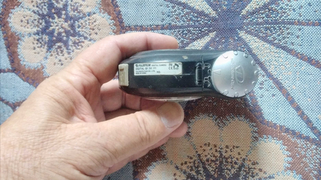 Продаеться цифровая камера Sony DSC-W5
