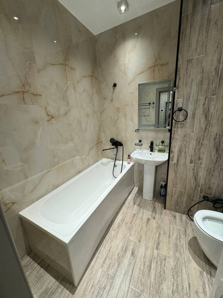 New life 4 ком 125 кв 1500$