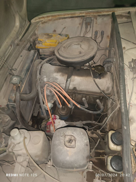 Vaz 2102jiguli xolati yaxshi minishga tayor faqat benzinda