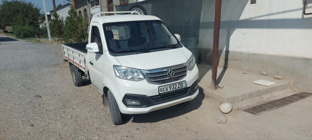 Продаю Changan T30