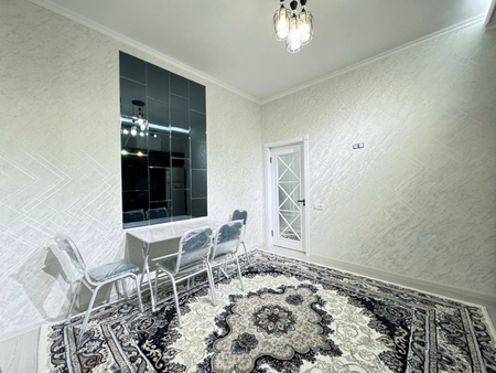 Продается 2 ком. Квартира площадью 60 кв.м. По ул. Рудаки ор. Буюк