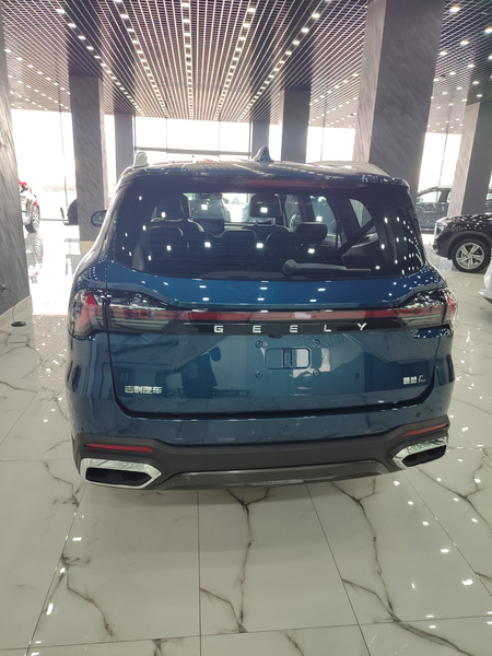 Продаю в рассрочку Geely OKAVANGO