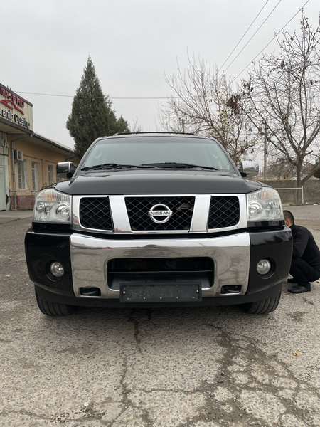 Продаётся Nissan Armada