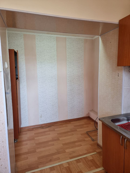 М.Чиланзар. 1/1/4 кирпичный.2х6 балкон