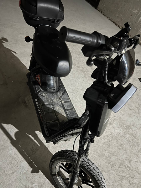 Bonvi Skuter elektrichka