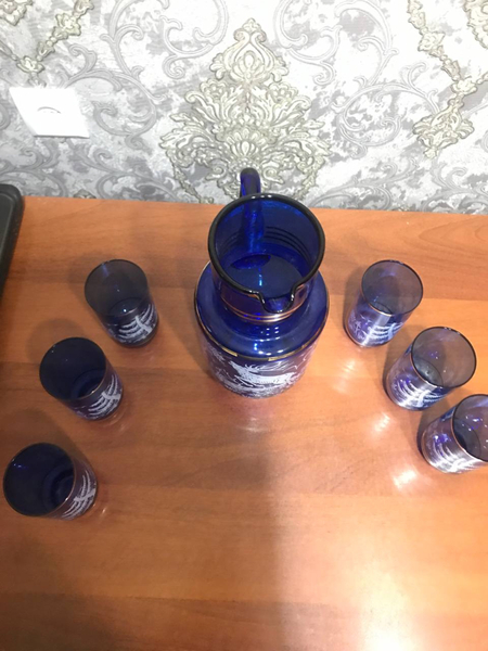 Кувшин и шесть стаканов Чехия