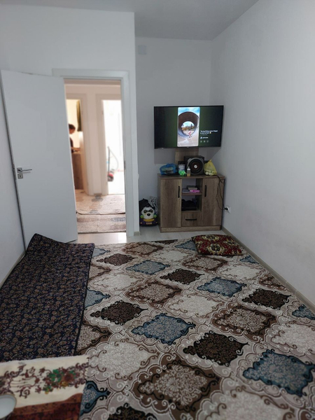 Yashnobod doxil buyi 3 xonali hamma sharoitlar bor lubboyiga 450$