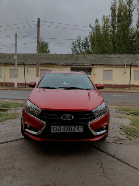 Lada vesta 2018 robot karobka