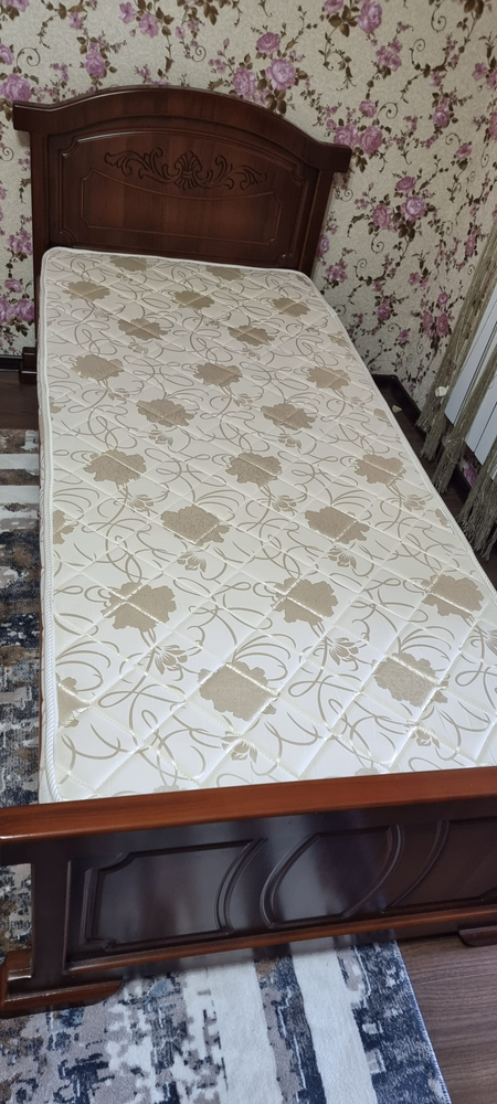 Продам 1 спальные кровати 3 шт.