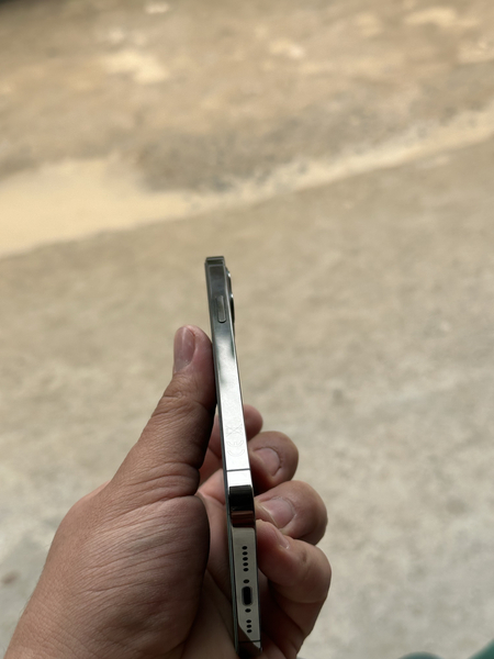 Iphone 12 Pro Idealni