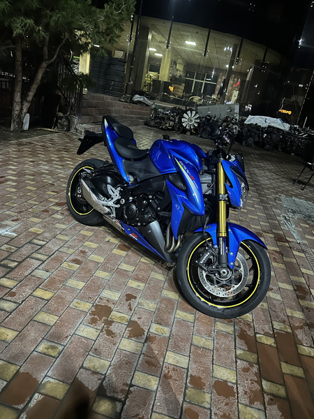 Мотоцикл Suzuki GSX-S 1000