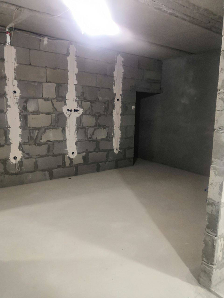 Срочно продаётся каробка 3 х 1 этаж