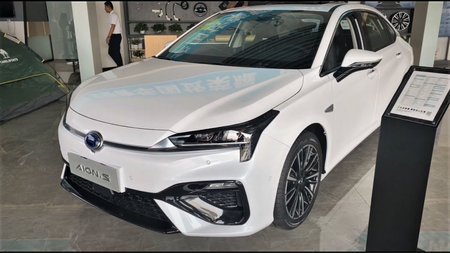 Срочно на заказ Aion S580 (460км) год 2023-22 с панарамой с автосалона
