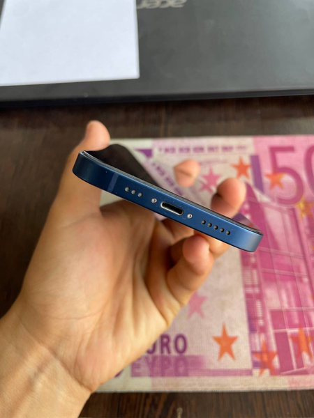 Iphone 12 blue karopka dok bor