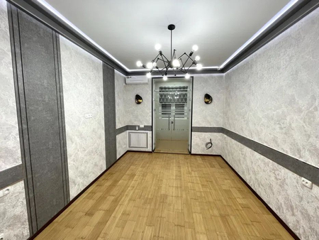 Ул.Бабура Next тц Аренда 80м2 вдоль улицы шикарная локация