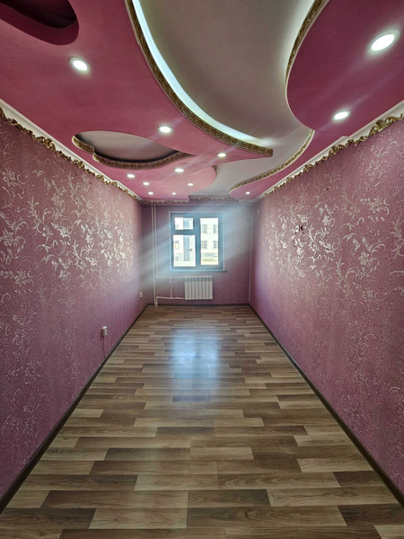 5 xonali 100m² 3-qavat sotiladi.