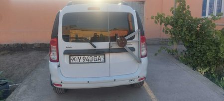 Лада ларгус 2015