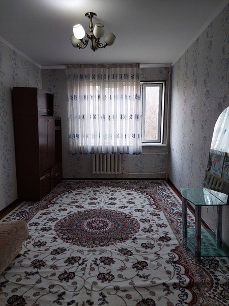 Сдается квартира на Чиланзаре 11,квартале  2конмнатная 300$для семьи.