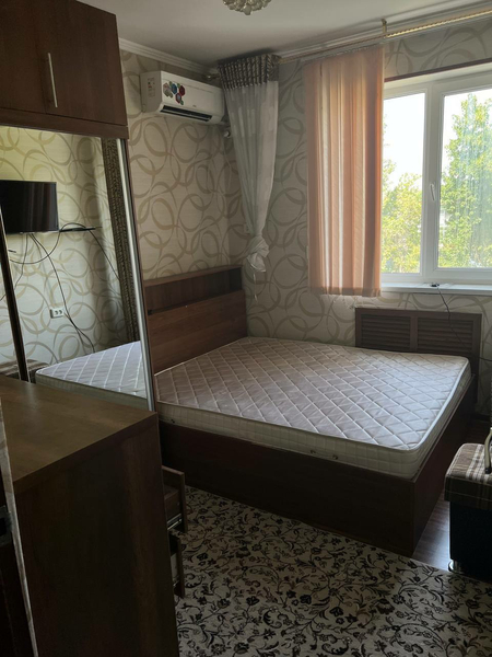 Сдаётся 2 х комнатная Чорсу
