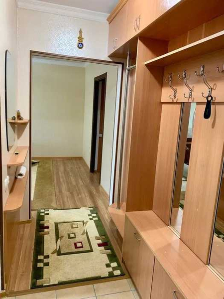 Яккасарай  район!  Саламатина   .2в3/2/4.  кирпич  (мебель + техника)