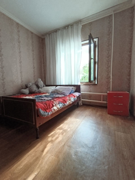 Продаю 2-х комнатнаю квартиру в центре Сергели новая