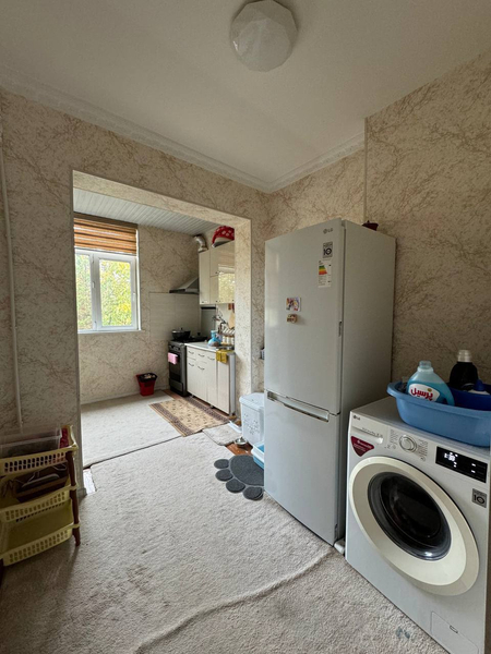 Qora qamish 2/4 uy sotiladi \\n2/3/4\\n57 dom \\n2x6 balkon \\n56500 start svo