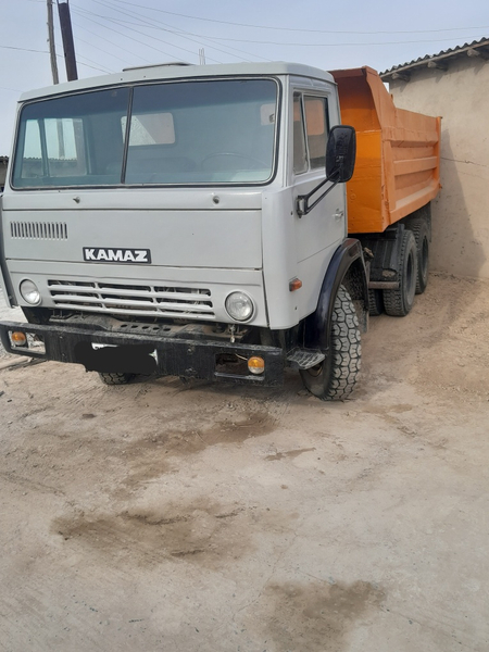 Kamaz 1990 yili.