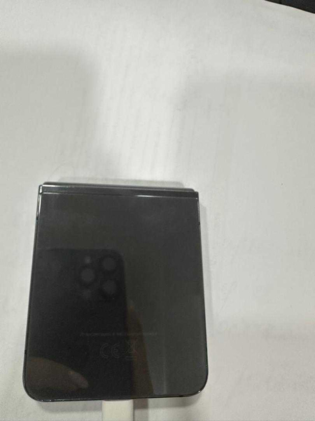 Samsung Galaxy z flip 5